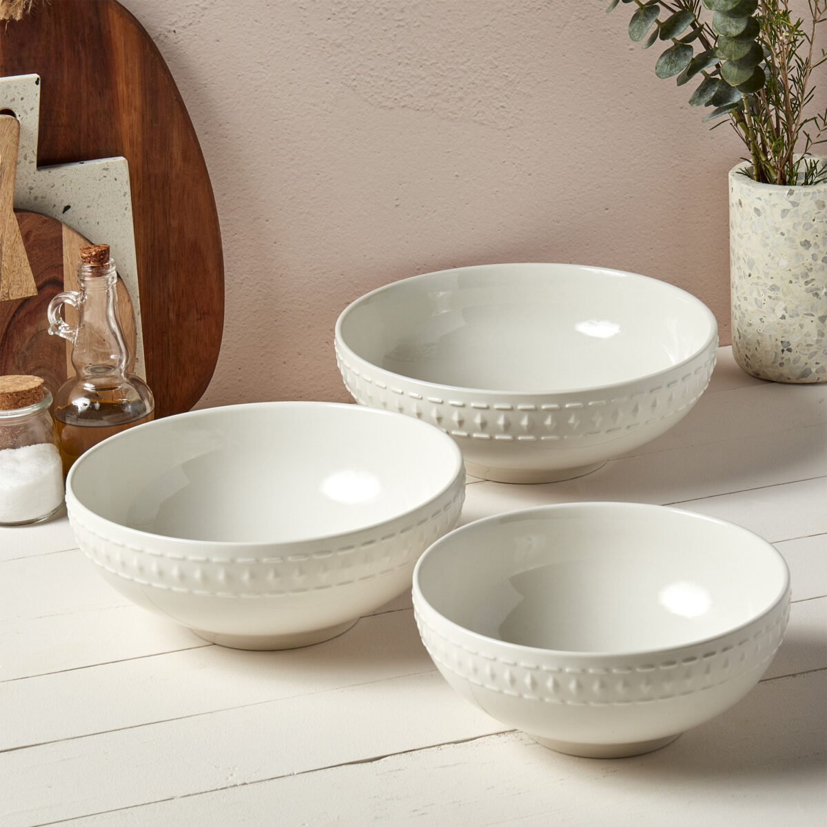 3-Piece Bloom Embossed White Porcelain Serving Bowls Set